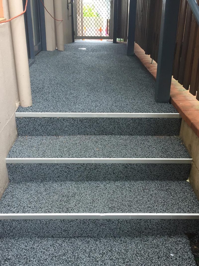 External Wetpour Flooring Surfaces – Safe Flooring